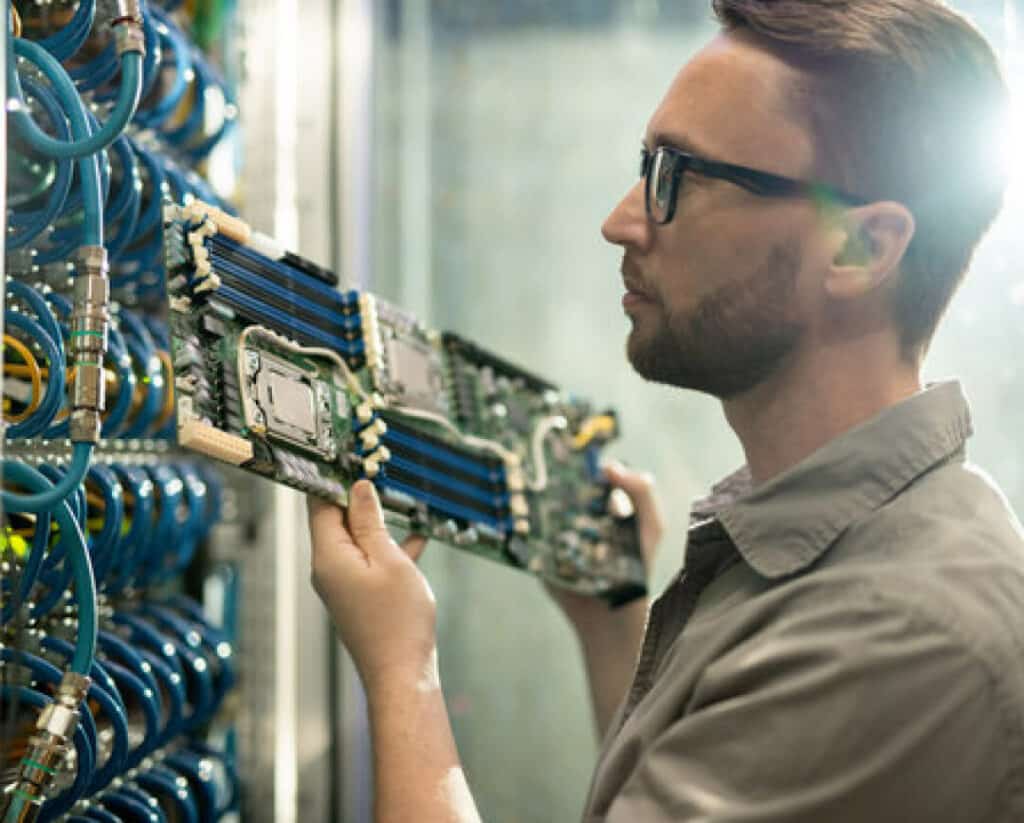 IT Services in the USA: Onsite Support, Upgrades, & More