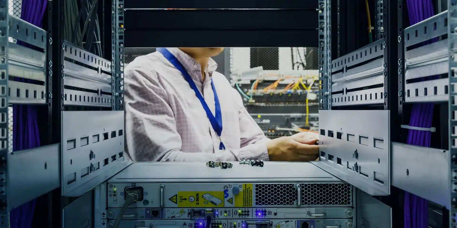 When to Use Smart Hands Services